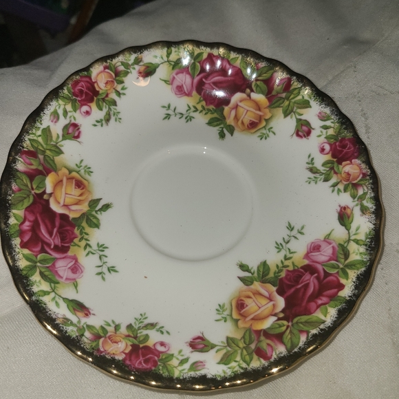 Royal Albert | Dining | Royal Albert Bone China England Old Country ...